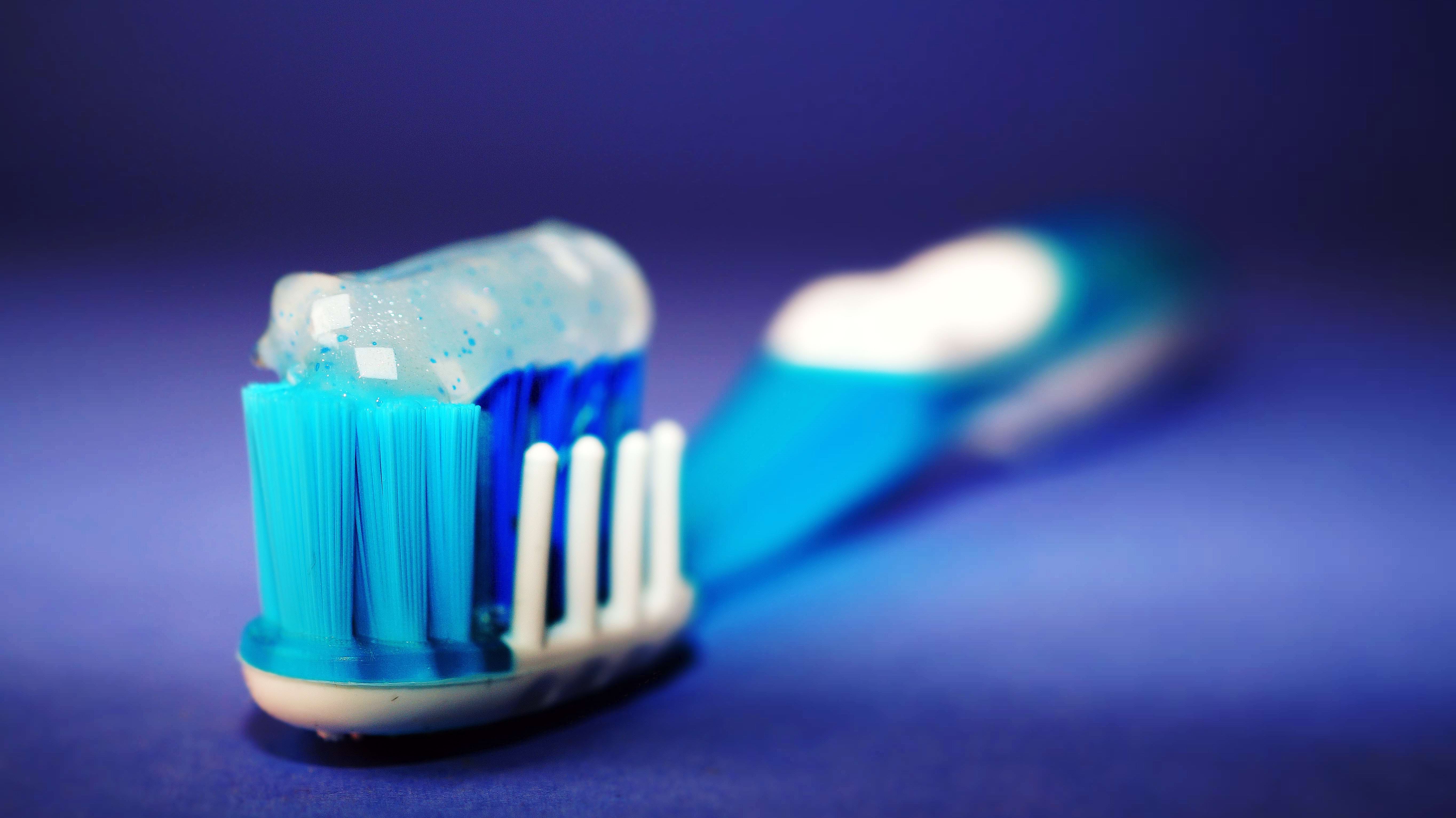Les étapes d'un brossage de dents complet - Cleanitud